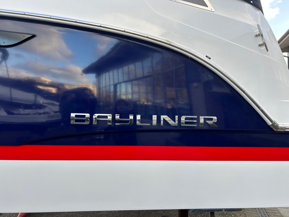 Graphics – Bayliner – BATES WHARF MARINE SALES